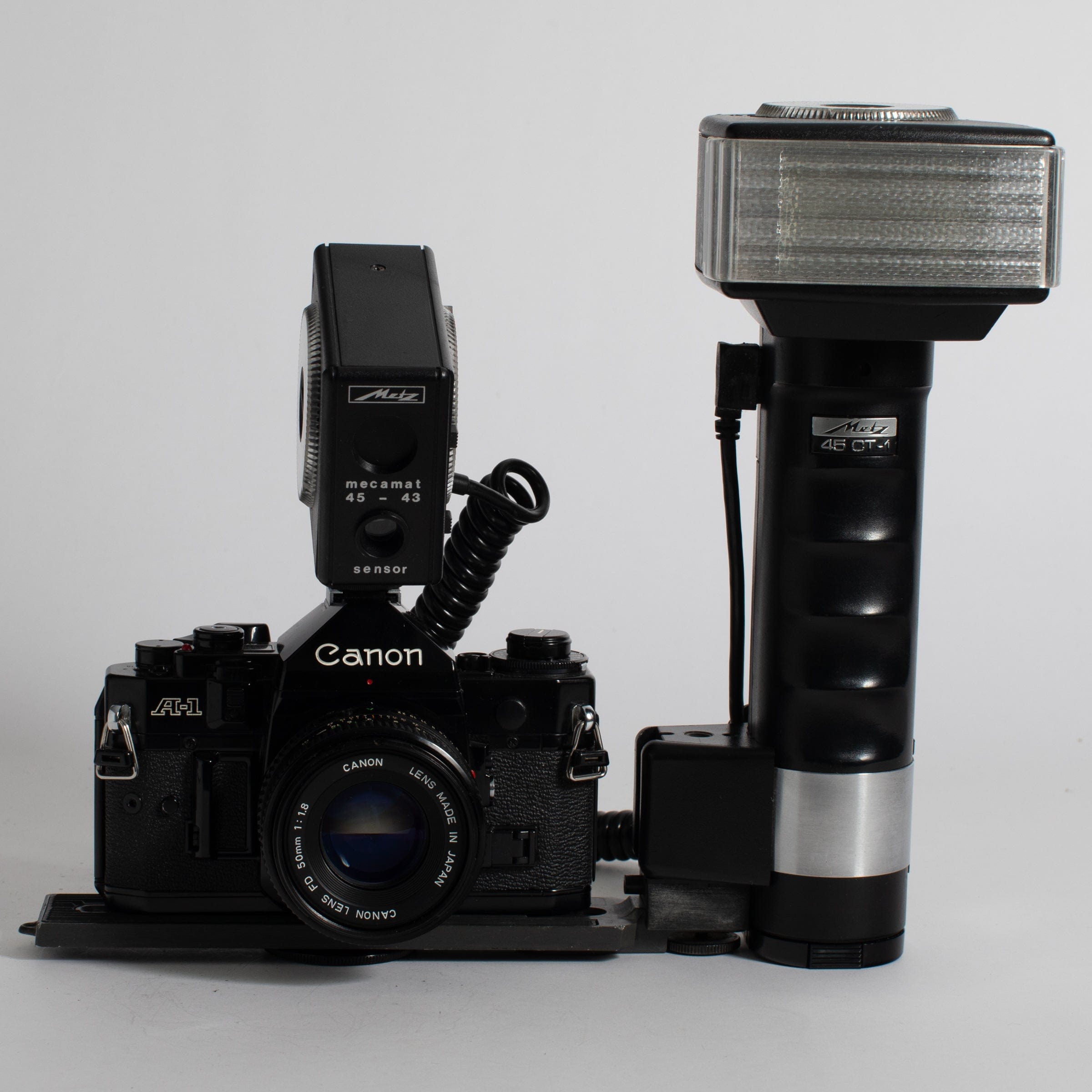 Metz 45 CT-1 Flash Gun and Mounting Bracket – Film Supply Club